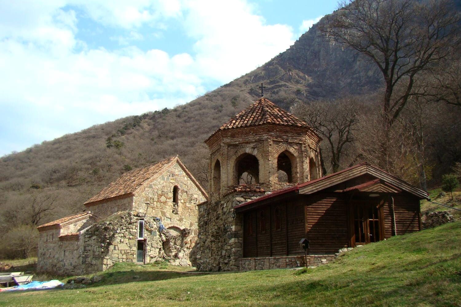 Однодневный поход к Армазцихе (Багинети) и цитадели Армази